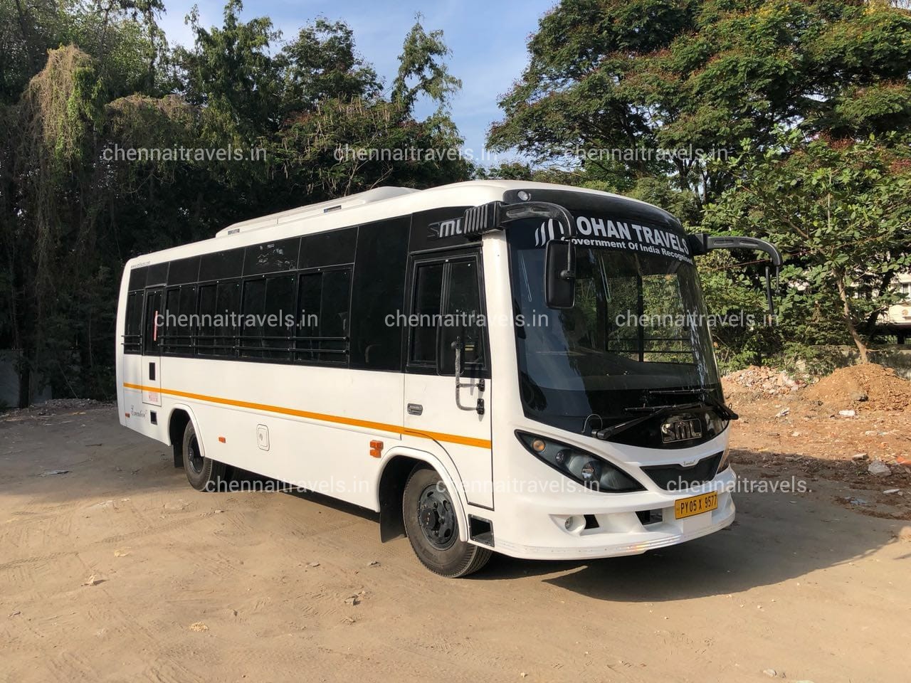 Van Rental In Chennai Price Start From 17 km 11 To 30 Seaters